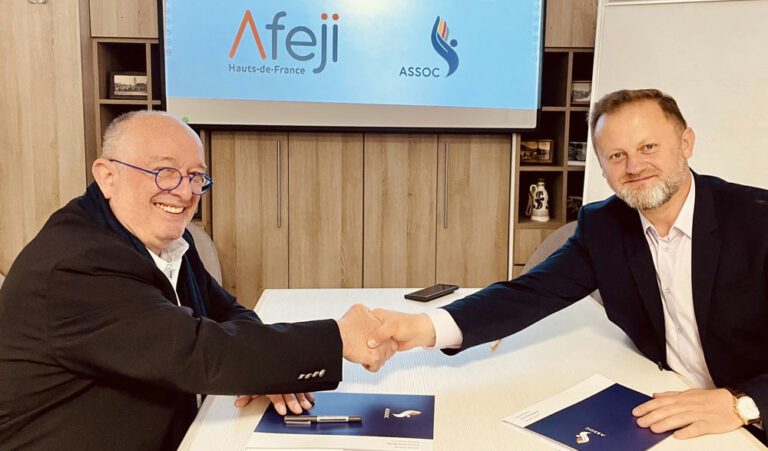 Signature d'une convention avec notre partenaire roumain ASSOC - Afeji ...
